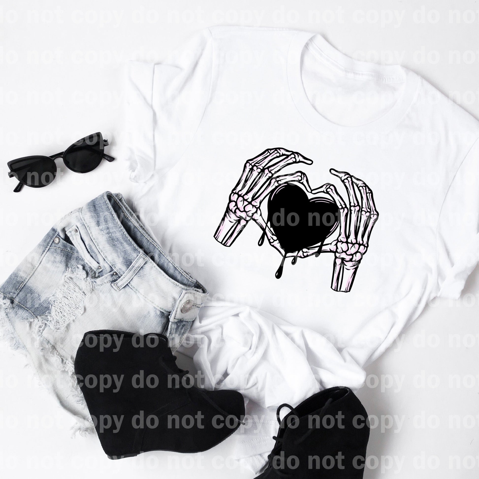 Skellie Hand Drippy Heart Dream Print or Sublimation Print – Puttin on ...